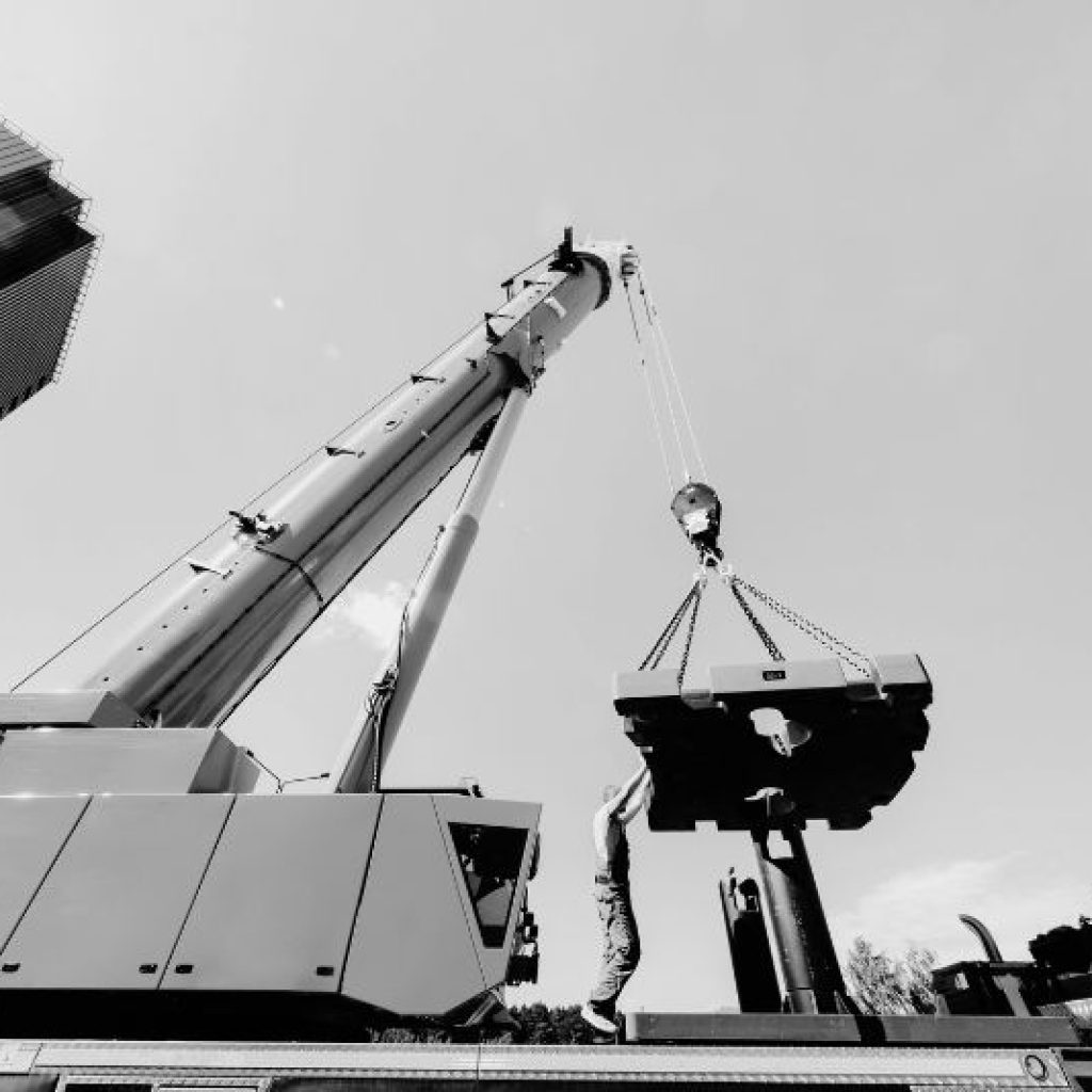 What Is A Crane Hoist?
