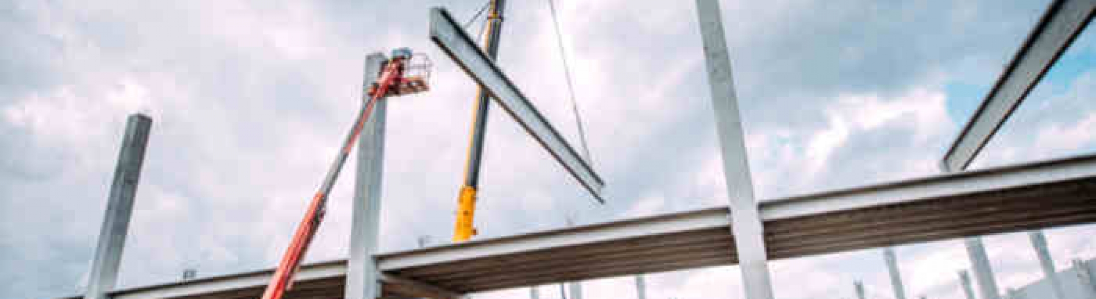 Common Mobile Crane Hazards (And How To Prevent Them)